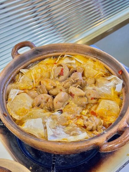 臭豆腐肥肠煲是哪里的菜_正宗做法揭秘-第1张图片-山城妙识
