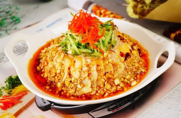 蒜泥白肉正宗做法_蒜泥白肉怎么做才好吃-第1张图片-山城妙识 蒜泥白肉正宗做法_蒜泥白肉怎么做才好吃-第1张图片-山城妙识