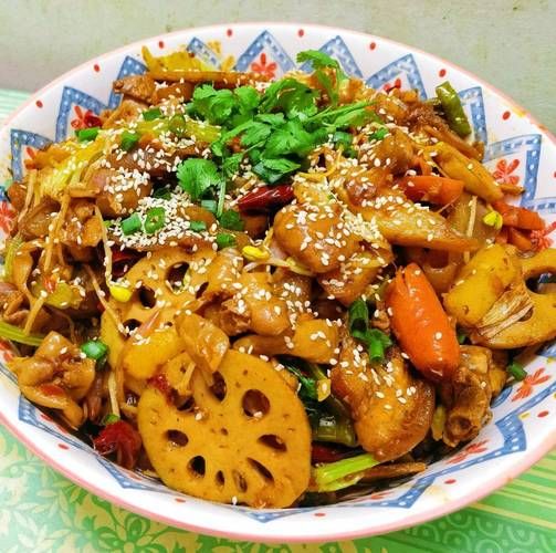 麻辣香锅一般都放什么菜_哪些食材最经典-第2张图片-山城妙识