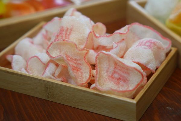 怎么炸虾片好吃又简单_炸虾片不吸油的小窍门-第1张图片-山城妙识 怎么炸虾片好吃又简单_炸虾片不吸油的小窍门-第1张图片-山城妙识