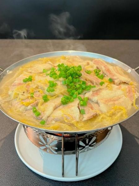 酸菜白肉砂锅怎么做_酸菜白肉砂锅用什么肉-第1张图片-山城妙识