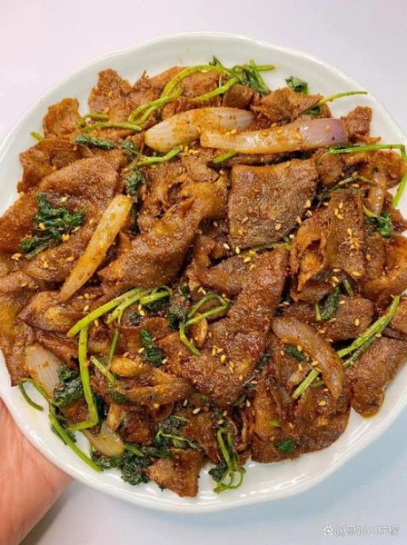 爆炒牛肉卷怎么做_爆炒牛肉卷用什么部位-第2张图片-山城妙识