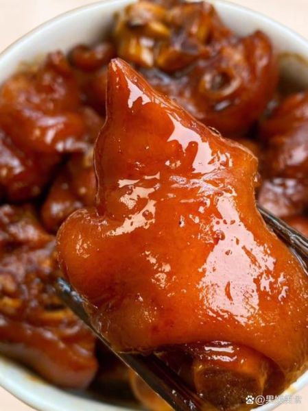 正宗酱猪蹄怎么做_家庭版详细步骤-第1张图片-山城妙识 正宗酱猪蹄怎么做_家庭版详细步骤-第1张图片-山城妙识