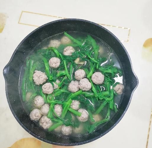 肉丸子汤的家常做法_怎么让丸子不散-第1张图片-山城妙识 肉丸子汤的家常做法_怎么让丸子不散-第1张图片-山城妙识