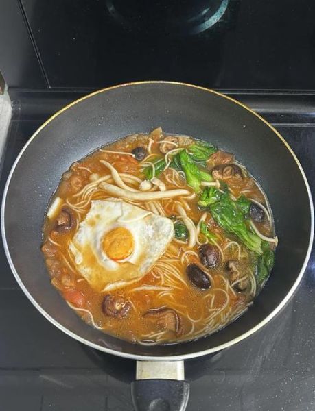 番茄煎蛋面怎么做好吃_番茄煎蛋面热量高吗-第1张图片-山城妙识 番茄煎蛋面怎么做好吃_番茄煎蛋面热量高吗-第1张图片-山城妙识