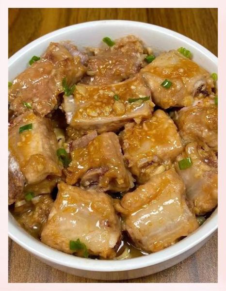 蒜蓉蒸排骨怎么做_蒜蓉蒸排骨要蒸多久-第1张图片-山城妙识