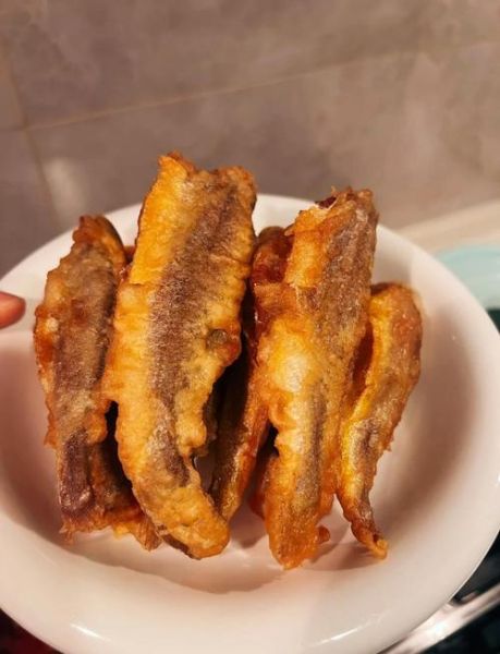 炸小黄鱼怎么做_炸小黄鱼酥脆不掉皮-第2张图片-山城妙识