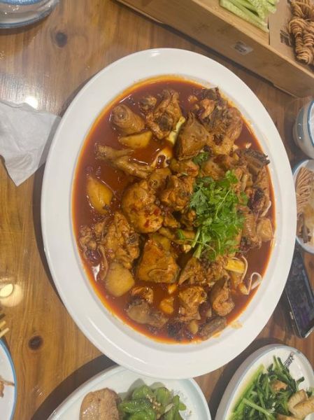 河南大盘鸡怎么做_河南大盘鸡正宗做法-第1张图片-山城妙识