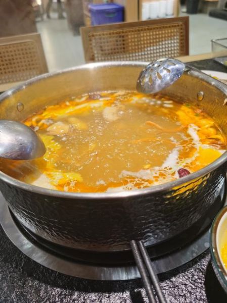 炖汤用什么锅最好_炖汤要多久才入味-第1张图片-山城妙识