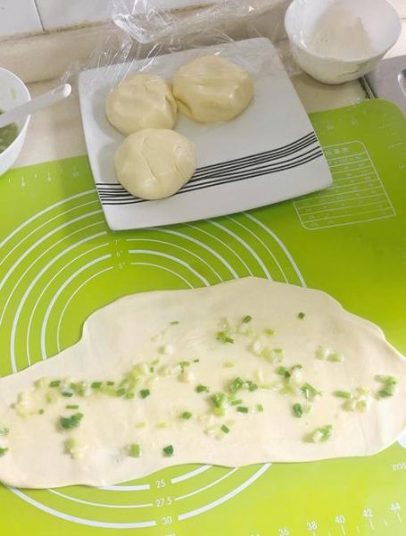 千层饼的面怎么和_千层饼和面技巧-第3张图片-山城妙识 千层饼的面怎么和_千层饼和面技巧-第3张图片-山城妙识