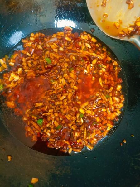 香菇酱怎么做_香菇酱配方比例-第2张图片-山城妙识