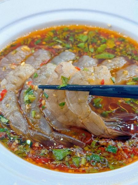 虾姑怎么剥壳_虾姑剥壳最快方法-第1张图片-山城妙识