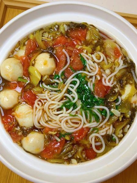 云南三鲜米线怎么做_正宗三鲜汤底配方-第2张图片-山城妙识 云南三鲜米线怎么做_正宗三鲜汤底配方-第2张图片-山城妙识