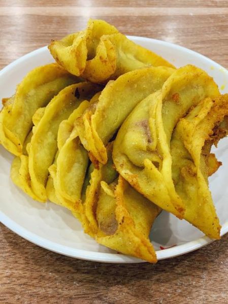 牛肉锅贴怎么做好吃_牛肉锅贴馅怎么调才嫩-第1张图片-山城妙识