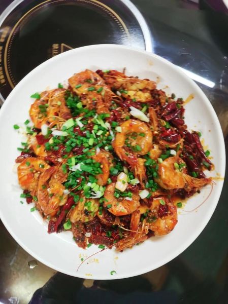 香辣虾怎么做_香辣虾做法视频详细步骤-第1张图片-山城妙识