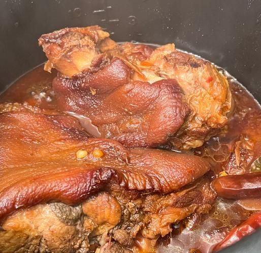 红烧肘子怎么做才软糯_红烧肘子焯水还是直接炖-第2张图片-山城妙识 红烧肘子怎么做才软糯_红烧肘子焯水还是直接炖-第2张图片-山城妙识