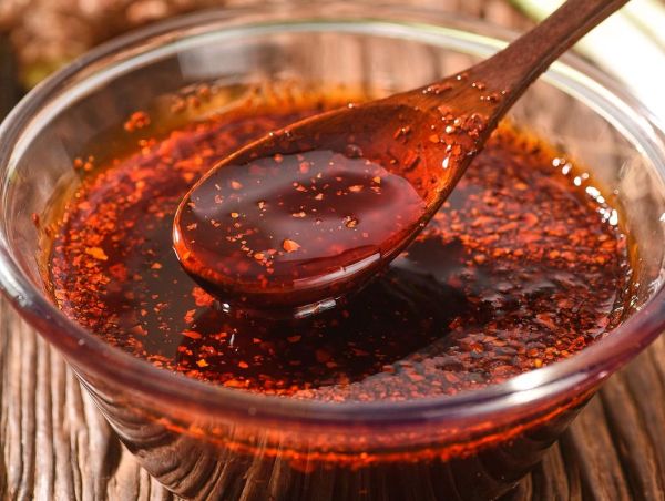 花生辣椒油怎么做_自制辣椒油能放多久-第3张图片-山城妙识