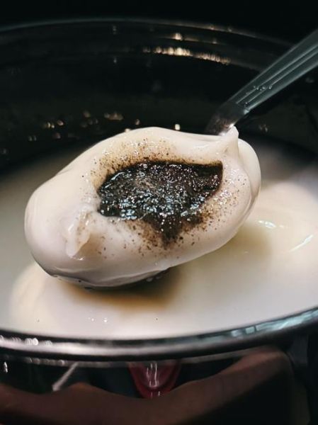 黑芝麻汤圆怎么做_黑芝麻汤圆做法视频-第2张图片-山城妙识