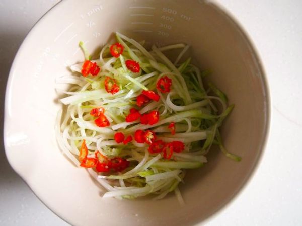 苤蓝怎么腌制好吃_苤蓝腌制方法大全-第3张图片-山城妙识