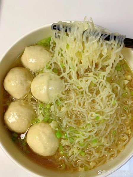 鱼丸粉丝汤怎么做_鱼丸粉丝汤家常做法-第1张图片-山城妙识 鱼丸粉丝汤怎么做_鱼丸粉丝汤家常做法-第1张图片-山城妙识