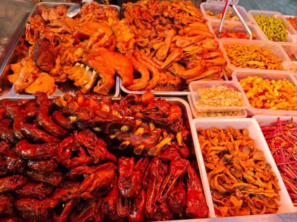 卤菜可以卤哪些品种_卤菜有哪些经典食材-第3张图片-山城妙识