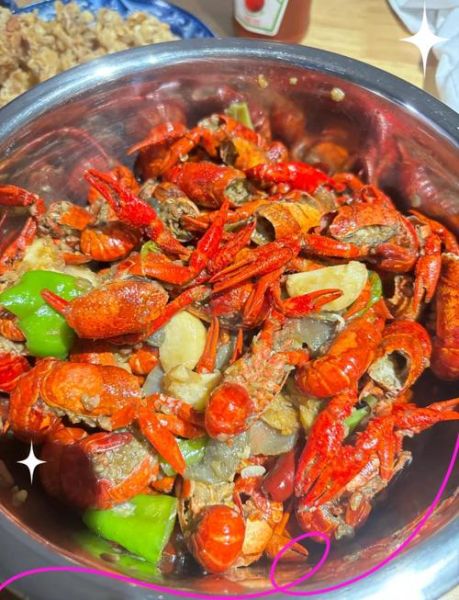 蒜泥龙虾需要哪些调料_蒜泥龙虾怎么做才入味-第2张图片-山城妙识