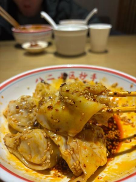 红油抄手干怎么做_红油抄手干热量高吗-第2张图片-山城妙识