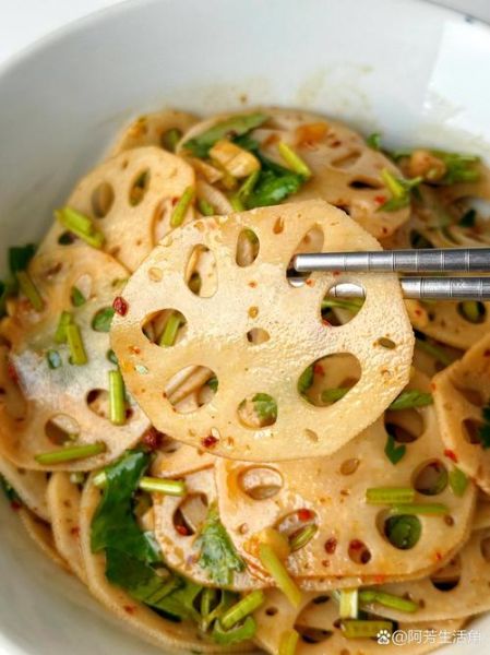 凉拌莲菜怎么做才脆爽_莲菜焯水几分钟才合适-第3张图片-山城妙识