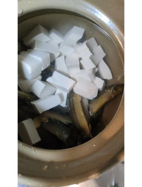 泥鳅钻豆腐怎么做_泥鳅钻豆腐的正宗做法-第2张图片-山城妙识 泥鳅钻豆腐怎么做_泥鳅钻豆腐的正宗做法-第2张图片-山城妙识