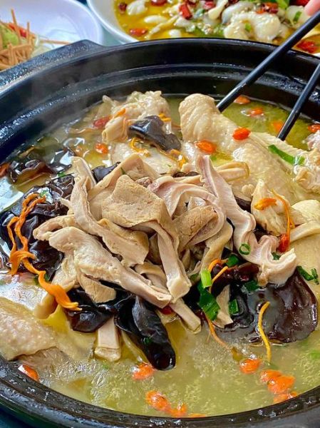 肚包鸡正宗做法_肚包鸡怎么炖才好吃-第2张图片-山城妙识 肚包鸡正宗做法_肚包鸡怎么炖才好吃-第2张图片-山城妙识