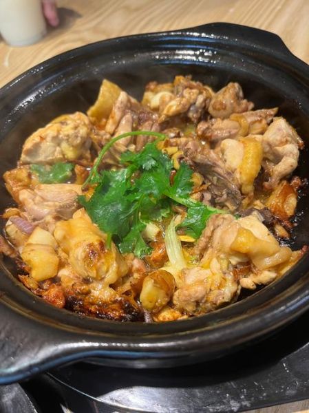 正宗广东啫啫煲怎么做_啫啫煲酱汁比例是多少-第1张图片-山城妙识