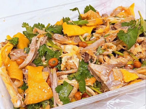 脆皮手撕鸡怎么做_脆皮手撕鸡配料有哪些-第3张图片-山城妙识