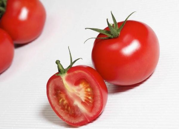 西红柿快速减肥法_西红柿减肥一周瘦几斤-第2张图片-山城妙识