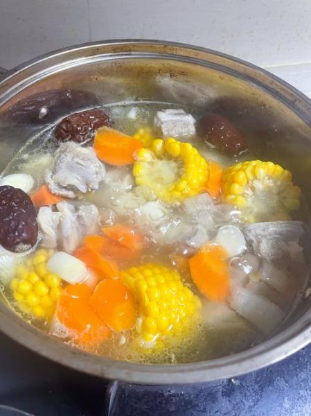 排骨炖山药玉米怎么做_山药玉米排骨汤的家常做法-第3张图片-山城妙识