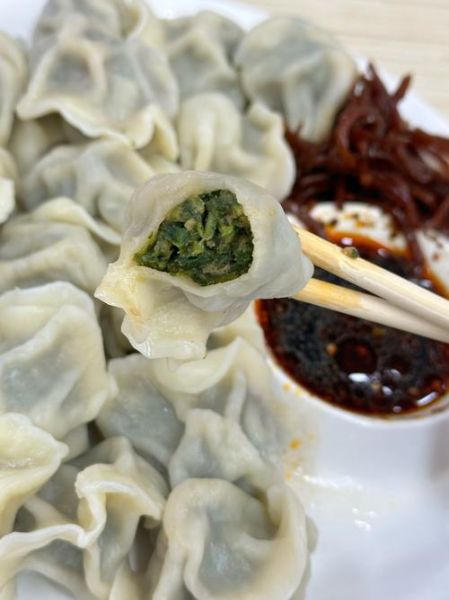 猪肉荠菜水饺怎么调馅_猪肉荠菜水饺的做法窍门-第1张图片-山城妙识