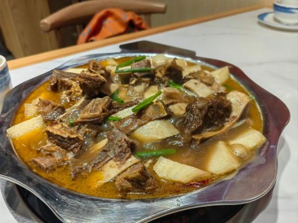 牛排火锅怎么做_牛排火锅汤底配方-第1张图片-山城妙识