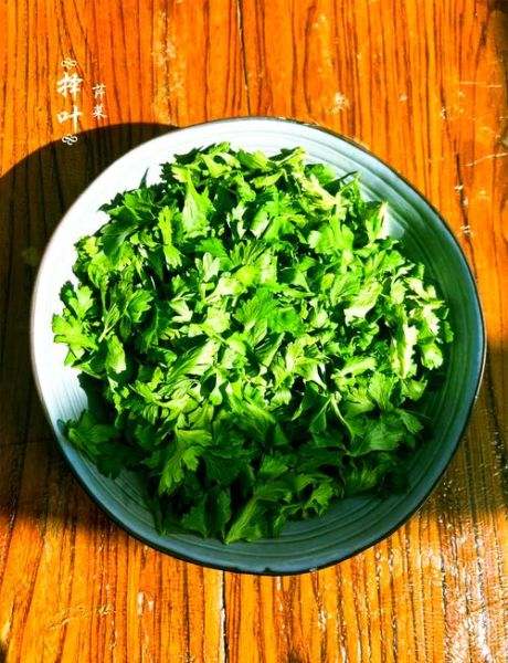 芹菜蒸菜怎么做_芹菜蒸菜的家常做法-第3张图片-山城妙识