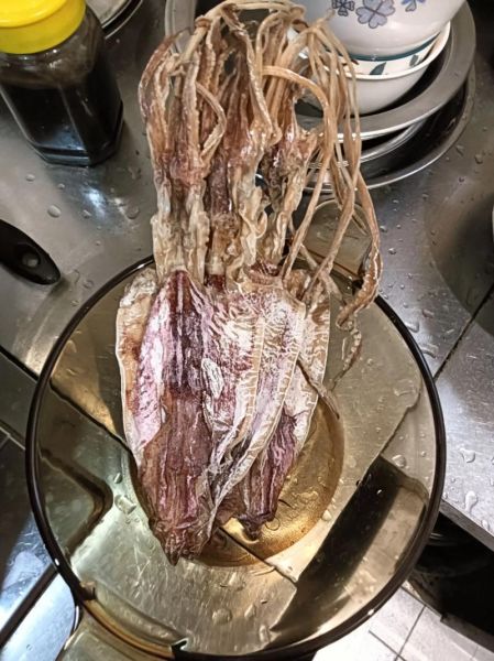 晒干的鱿鱼干怎么做好吃_鱿鱼干泡发技巧-第1张图片-山城妙识