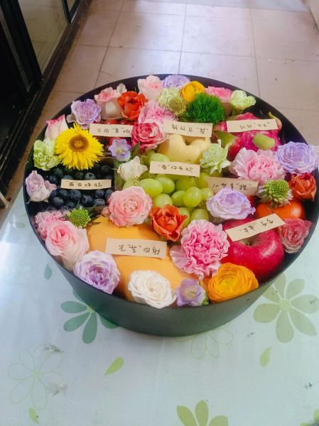 水果花束礼盒怎么做_水果花束礼盒多少钱-第1张图片-山城妙识