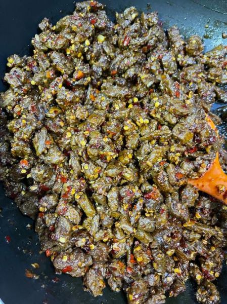 香辣牛肉粒怎么做_香辣牛肉粒腌制多久-第2张图片-山城妙识