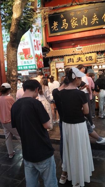 樊记肉夹馍西安总店在哪_肉夹馍多少钱一个-第2张图片-山城妙识