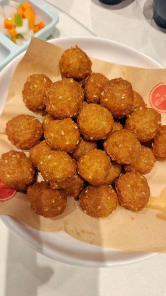 正宗干炸丸子怎么做_干炸丸子外酥里嫩的秘诀-第2张图片-山城妙识