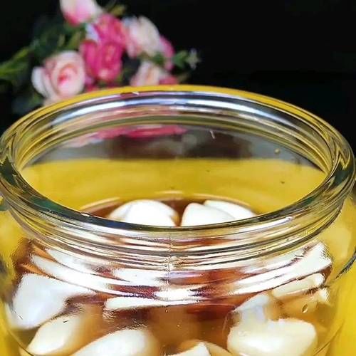 腊八蒜24小时变绿怎么做_腊八蒜快速变绿技巧-第2张图片-山城妙识 腊八蒜24小时变绿怎么做_腊八蒜快速变绿技巧-第2张图片-山城妙识