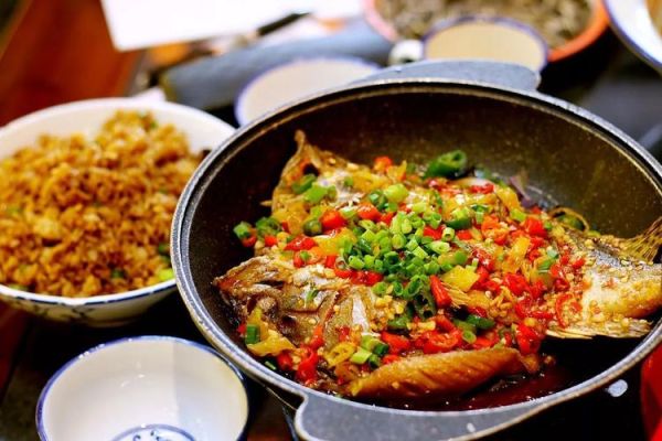 干锅臭鳜鱼怎么做_臭鳜鱼干锅做法步骤-第3张图片-山城妙识