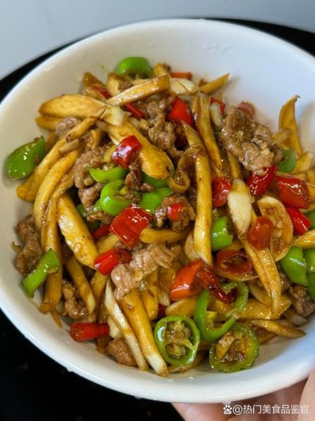 茭白肉丝怎么炒好吃_茭白肉丝的家常做法-第2张图片-山城妙识 茭白肉丝怎么炒好吃_茭白肉丝的家常做法-第2张图片-山城妙识