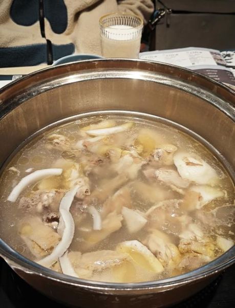 清汤火锅鸡怎么做_清汤火锅鸡的做法窍门-第1张图片-山城妙识