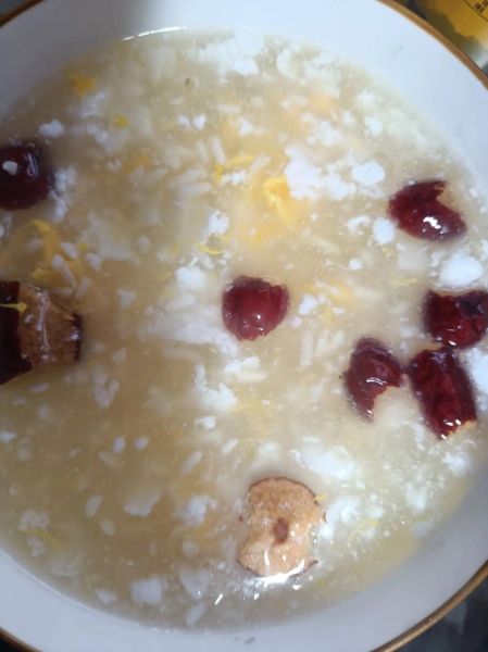 汤圆加米酒怎么煮好吃_汤圆米酒汤的做法窍门-第3张图片-山城妙识