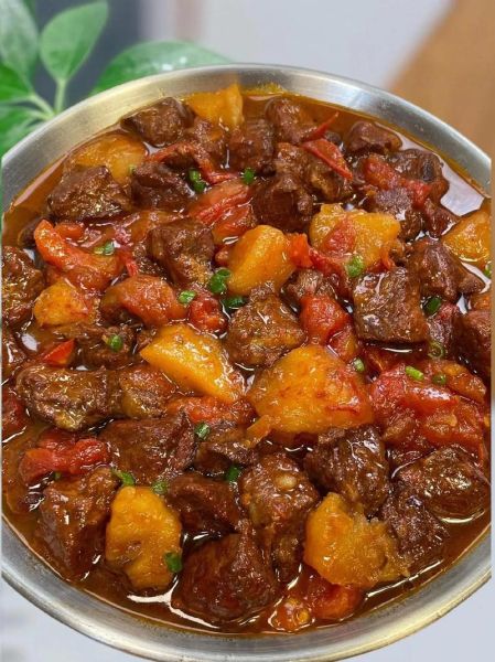 牛肉炖土豆怎样做好吃_牛肉炖土豆视频教程-第2张图片-山城妙识