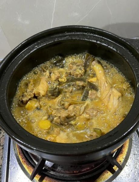 甲鱼炖鸡的做法_怎么炖才鲜嫩无腥味-第1张图片-山城妙识 甲鱼炖鸡的做法_怎么炖才鲜嫩无腥味-第1张图片-山城妙识