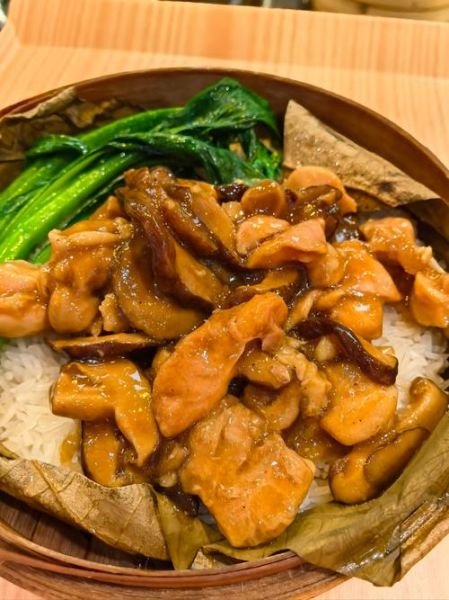 香菇滑鸡饭怎么做_香菇滑鸡饭用干香菇还是鲜香菇-第2张图片-山城妙识 香菇滑鸡饭怎么做_香菇滑鸡饭用干香菇还是鲜香菇-第2张图片-山城妙识